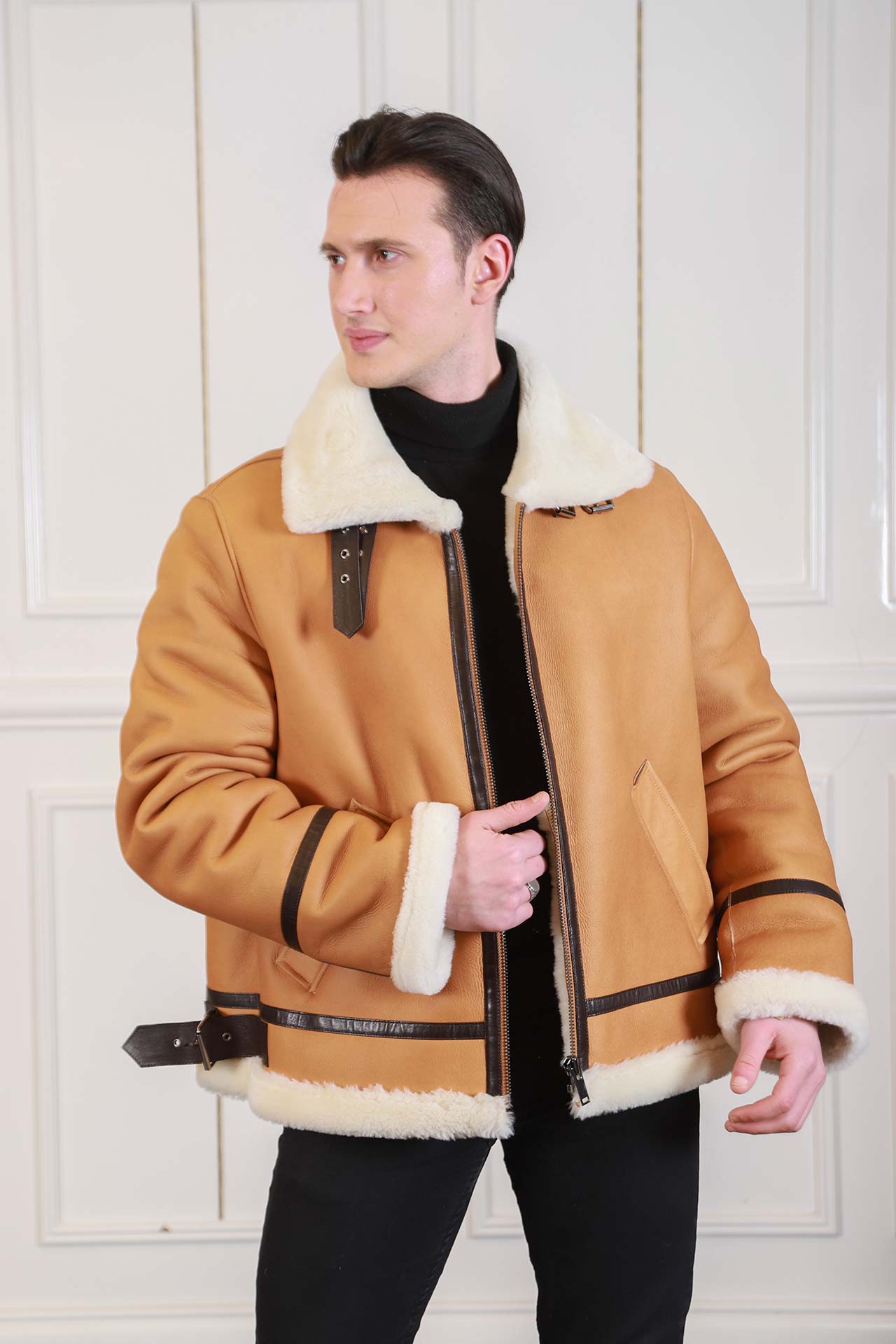 Leather jacket with fur for men